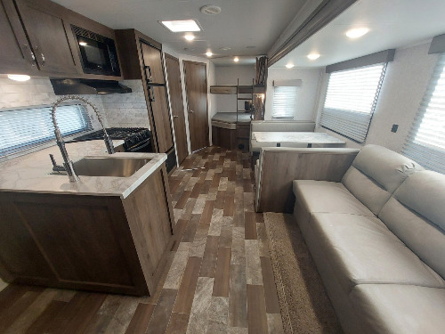 New or Used East To West Silver Lake RVs for Sale - Camping World RV Sales