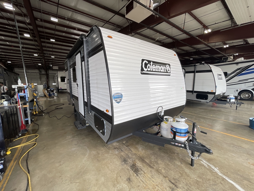 2025 Keystone Coleman 17B - Stock #2454940 | Hamburg, PA | Camping World