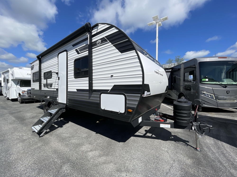 2025 East To West Silver Lake 2300RD - Stock #2502442 | Hamburg, PA ...