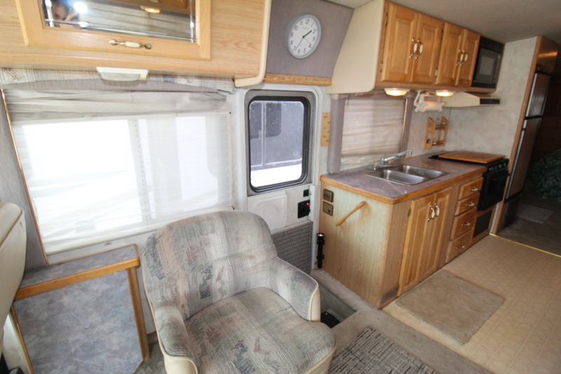 Rexhall Vision V-34 (WIDEBODY) - Camping World of Idaho Falls - 2074268Z