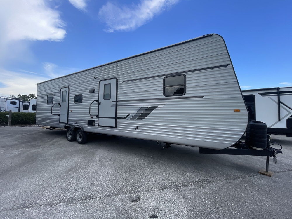 2025 Hl Enterprise Hy Line 38FE1PA - Stock #2557817 | St. Augustine, FL ...