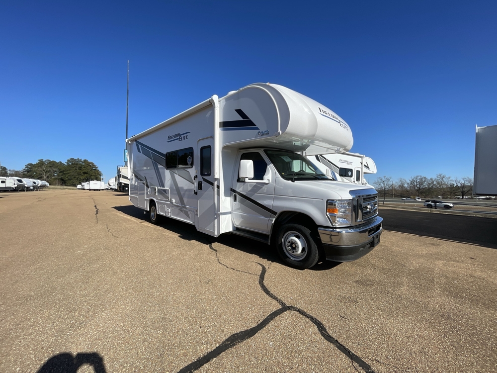 2025 Thor Freedom Elite 27HE - Stock #2396702 | Jackson, MS | Camping World