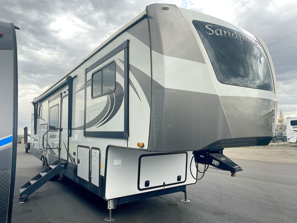 2022 Forest River Sandpiper Luxury 391FLRB - Stock #1010198P | Longmont ...