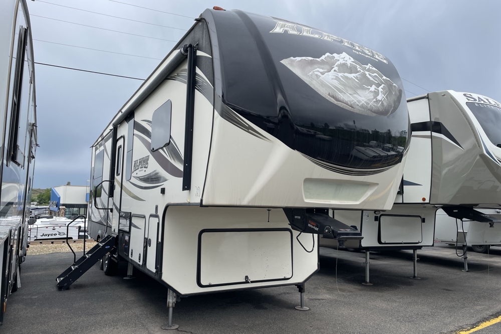 2017 Keystone Alpine 3100RL - Stock #2551750 | Golden, CO | Camping World