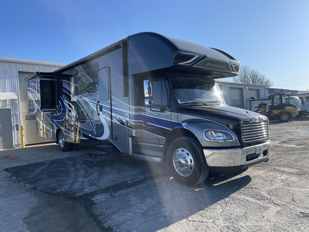 2021 Entegra Coach Accolade 37RB - Stock #2534176 | Grain Valley, MO ...