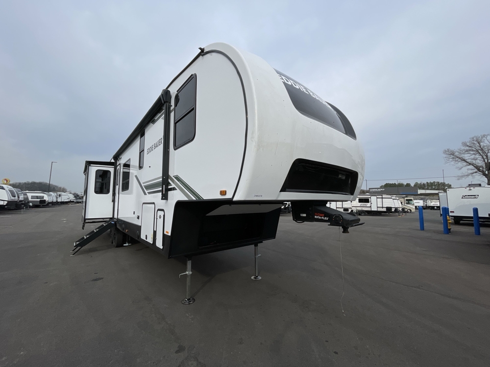 2025 Heartland Eddie Bauer Signature 3700MB - Stock #2485378 | Kodak, TN | Camping World