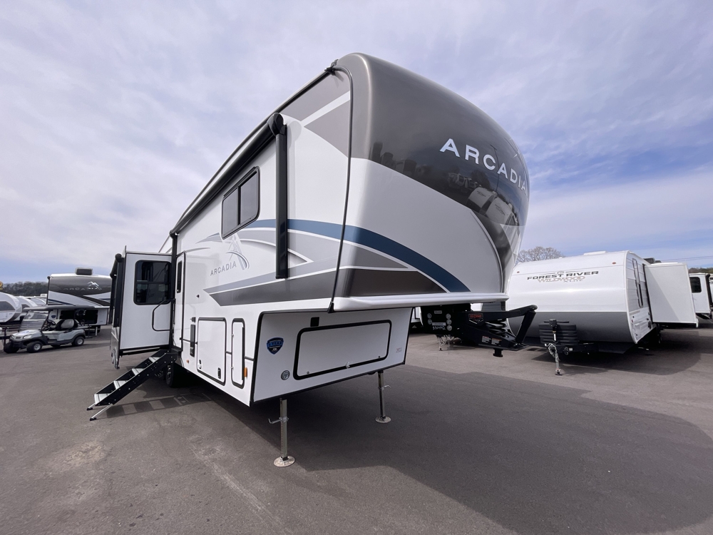 2025 Keystone Arcadia 3260RL - Stock #2493981 | Kodak, TN | Camping World