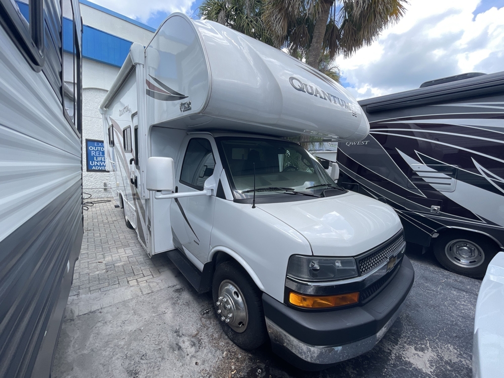 2024 Thor Quantum Se SE22C - Stock #2563533 | Kissimmee, FL | Camping World