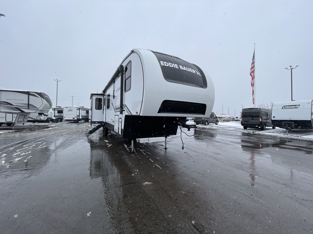 2025 Heartland Eddie Bauer Signature 3700MB - Stock #2485347 | Kaysville, UT | Camping World