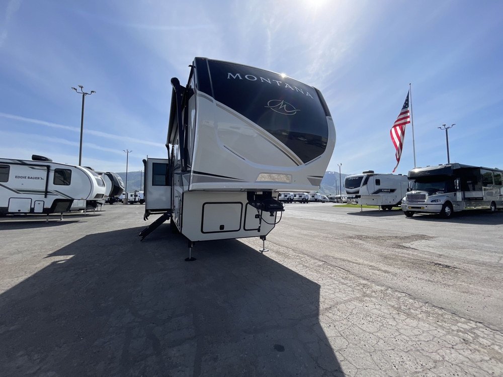 2025 Keystone Montana 3123RL - Stock #2493386 | Kaysville, UT | Camping ...
