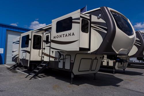 New or Used Fifth Wheel Campers For Sale - Camping World RV Sales