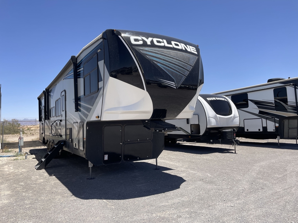 2022 Heartland Cyclone 4115 - Stock #2556321P | Anthony, TX | Camping World