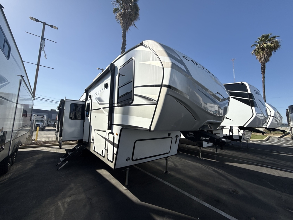 2025 Keystone Cougar 29RLI - Stock #2409797 | La Mirada, CA | Camping World