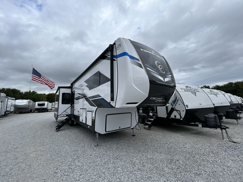 Camping World Lowell Arkansas