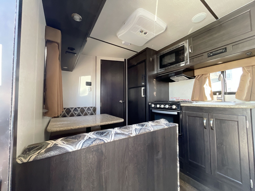 2021 Pacific Coachworks Tango Mini Lite 16BB - Stock #2498317 | Las ...