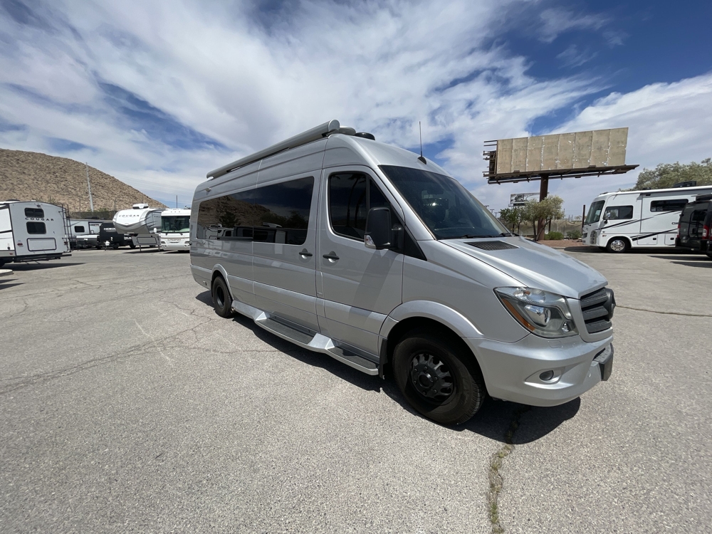 2018 Midwest Automotive Designs Weekender 3500 - Stock #2524626 | Las ...