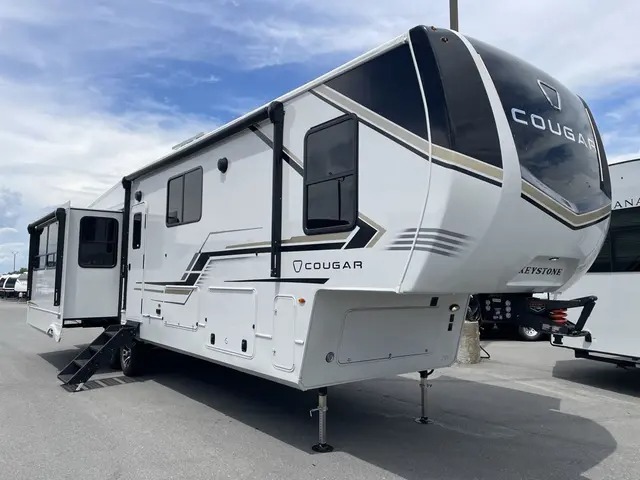 2026 Keystone Cougar 360MBI - Stock #2536171 | Byron, GA | Camping World