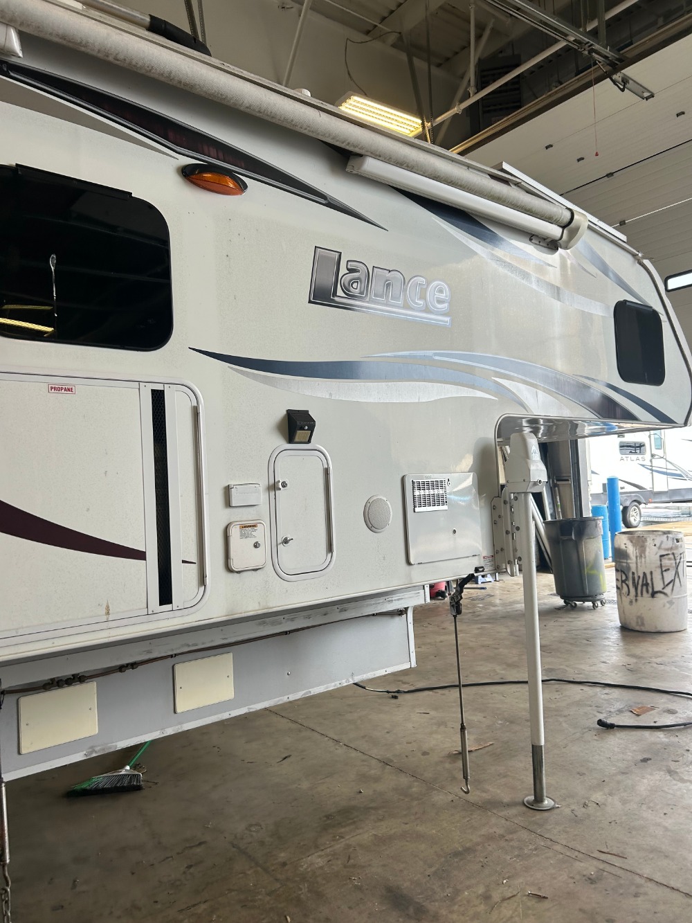 2018 Lance Lance 1172 - Stock #2556366 | Olive Branch, MS | Camping World