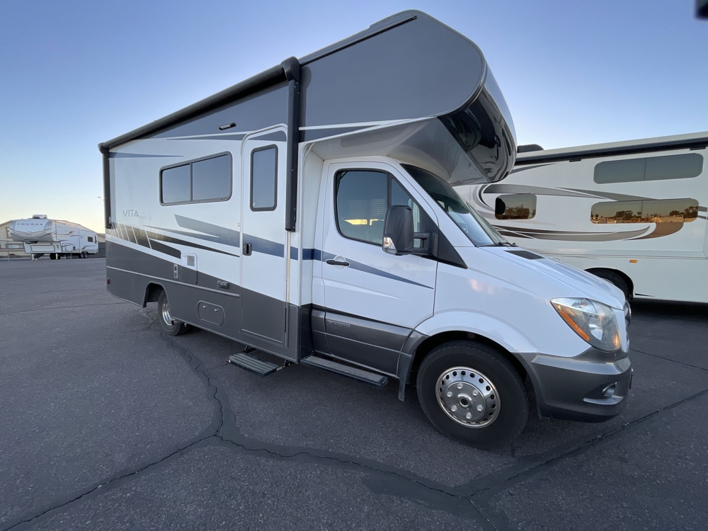 2020 Winnebago Vita 24P - Stock #2415063CB | Mesa, AZ | Camping World