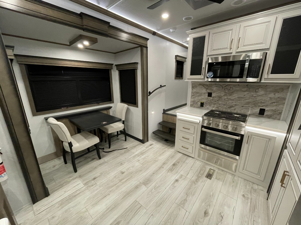 2025 Keystone Montana 3941FO - Stock #2471923 | Monticello, MN ...