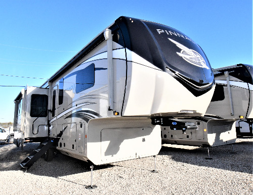 New or Used Jayco Pinnacle RVs for Sale - Camping World RV Sales