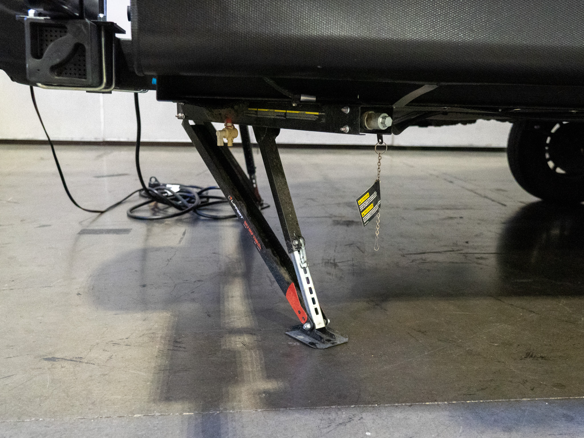 Quick Drop Stabilizer Jacks