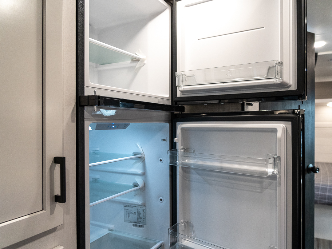 12-Volt Refrigerator