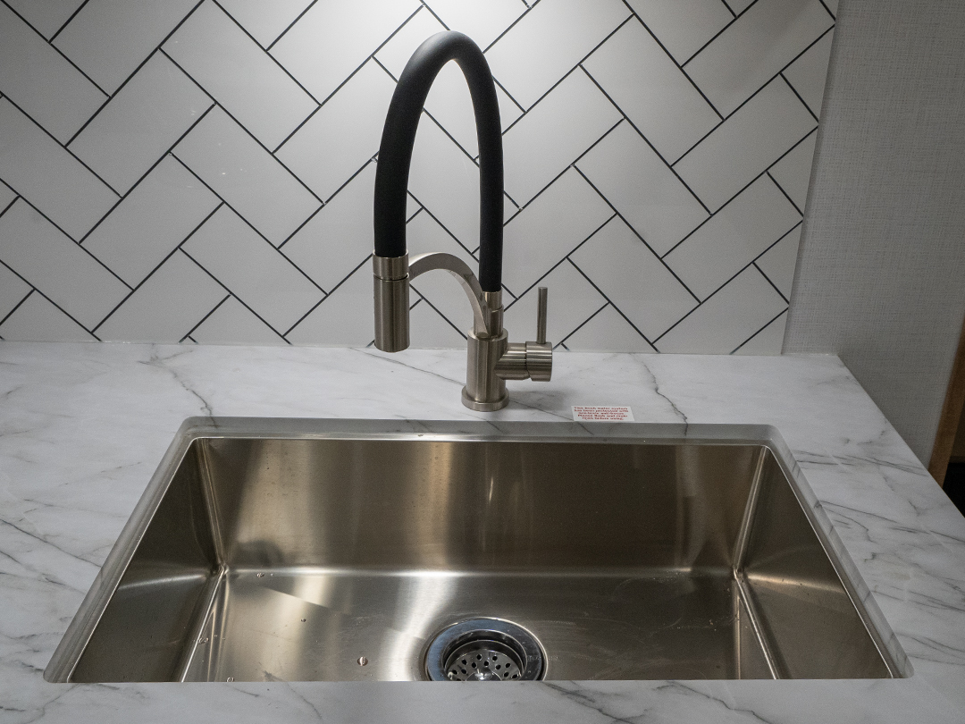 High-rise Chef’s Faucet