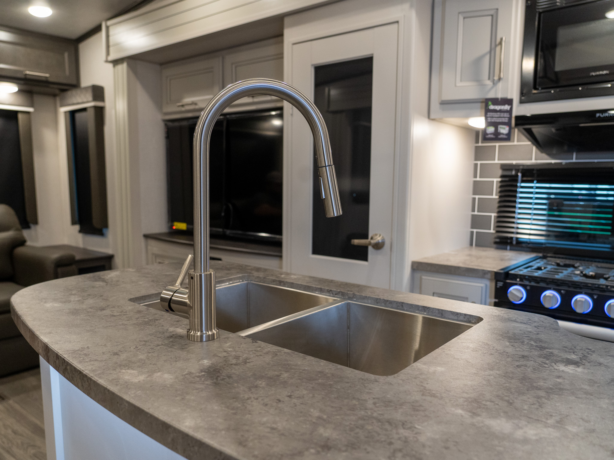 Hi-Rise Chef’s Faucet