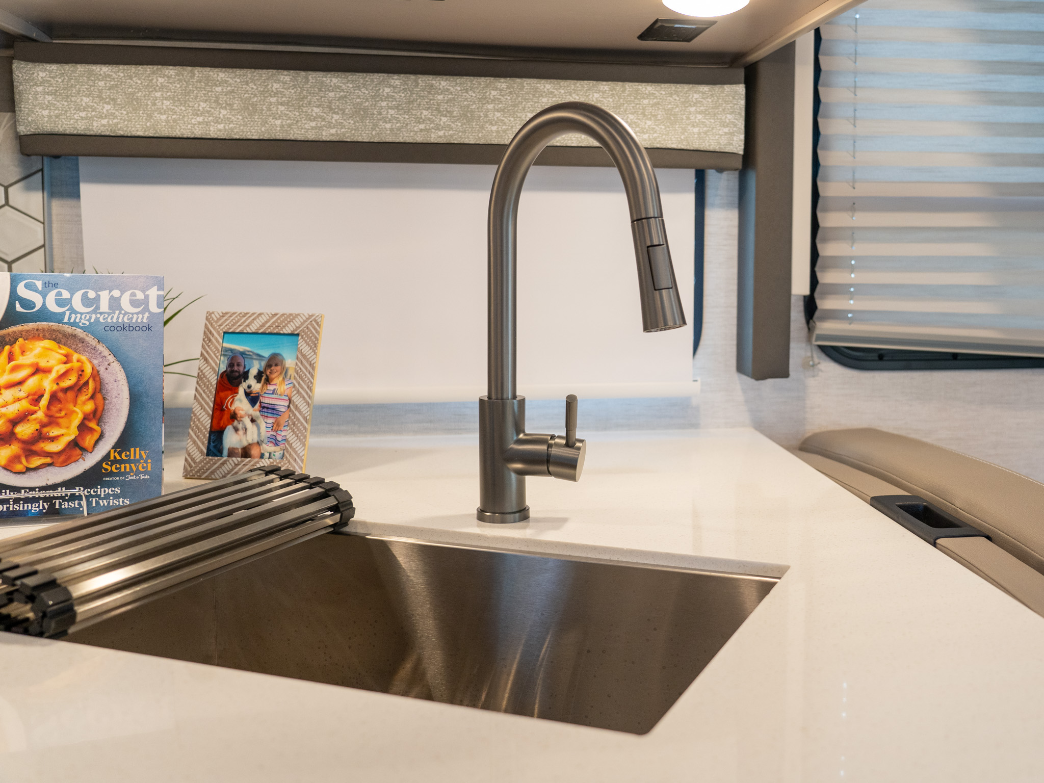 High-rise Kitchen Faucet