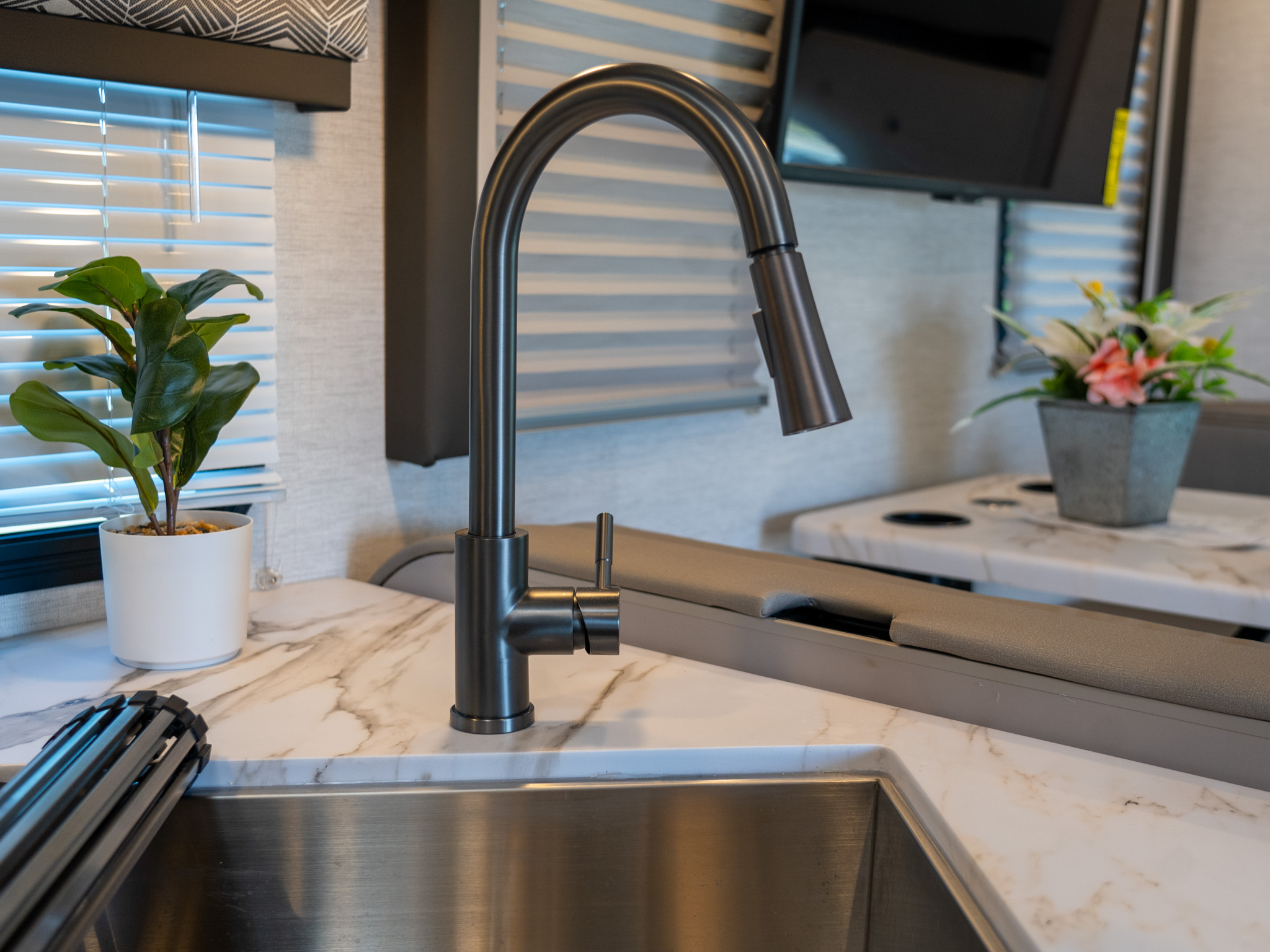 Stainless-steel High-rise Faucet