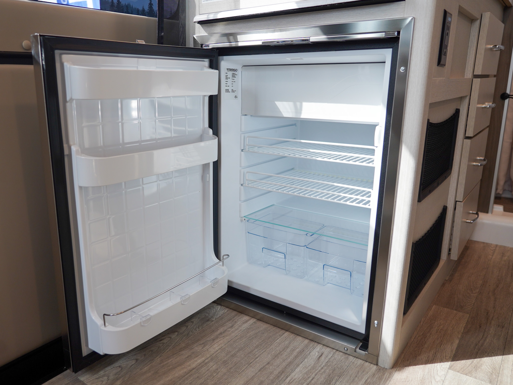 Single Door Refrigerator