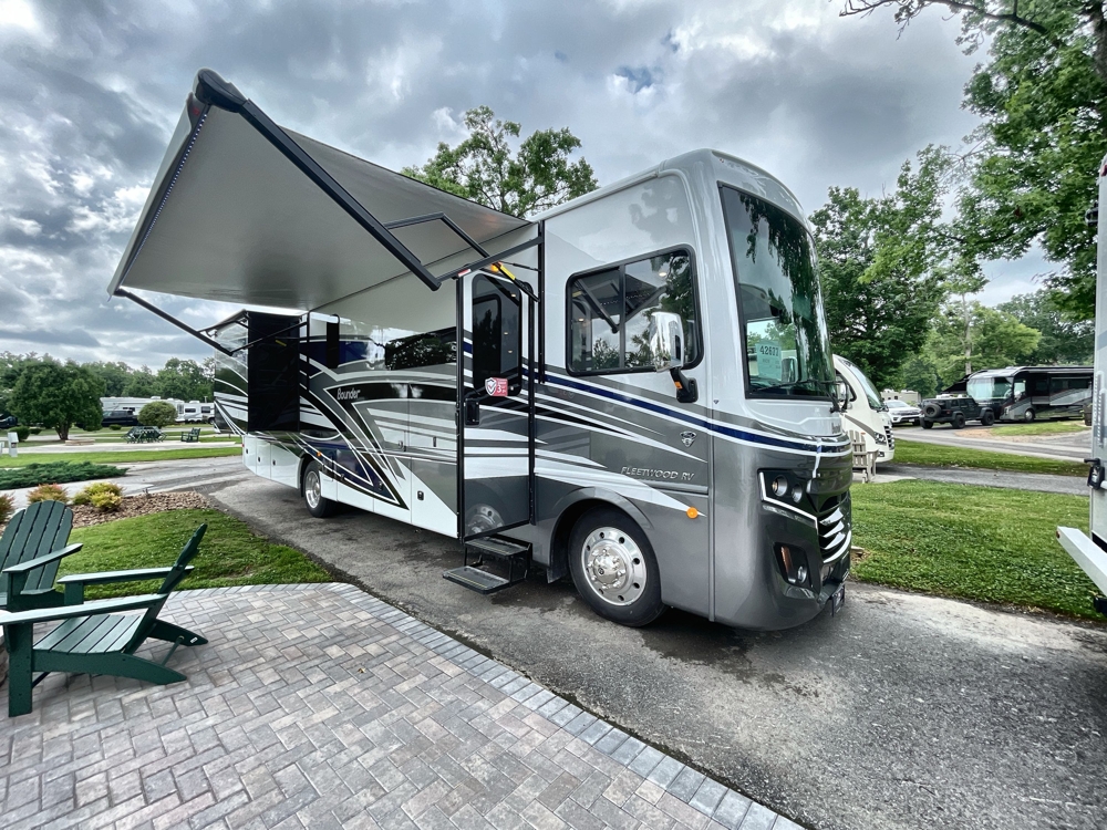 2026 Fleetwood Bounder 35K - Stock #2519821 | Nashville, TN | Camping World