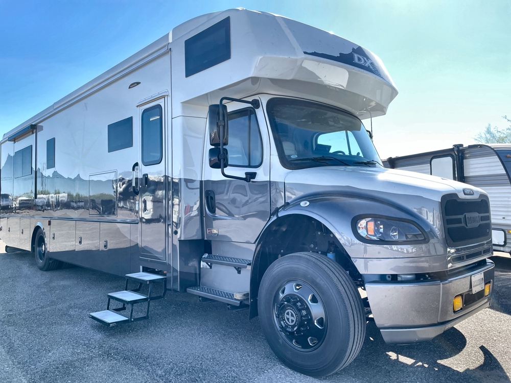 2026 Dynamax Dx3 37RB - Stock #2199283 | New River, AZ | Camping World