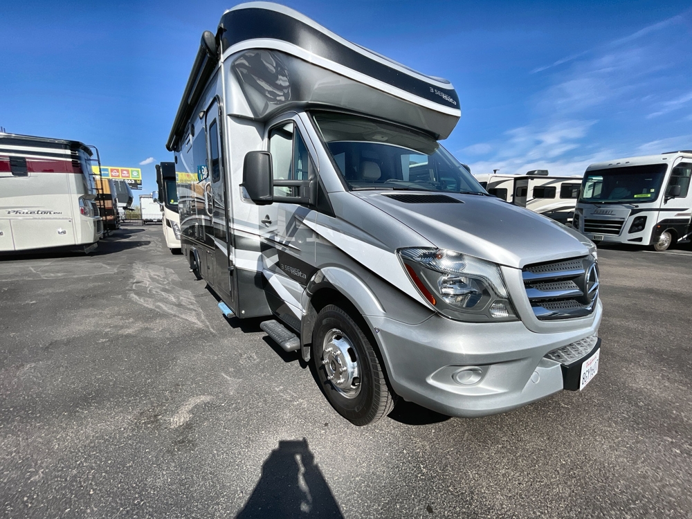 2020 Dynamax Isata 3 24FW - Stock #2353053a | New River, AZ | Camping World