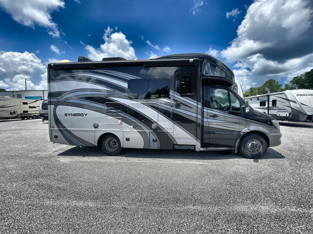 2018 Thor Synergy SD24 - Stock #2559013 | Orange Park, FL | Camping World