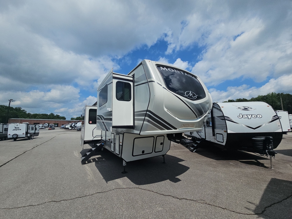 2023 Keystone Montana 3761FL - Stock #2536716 | Oakwood, GA | Camping World