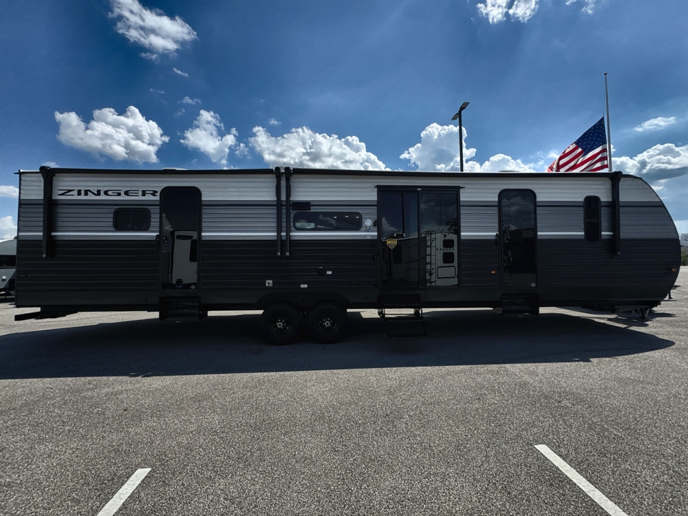 2026 Crossroads Zinger 390DB - Stock #2562464 | Oshkosh, WI | Camping World