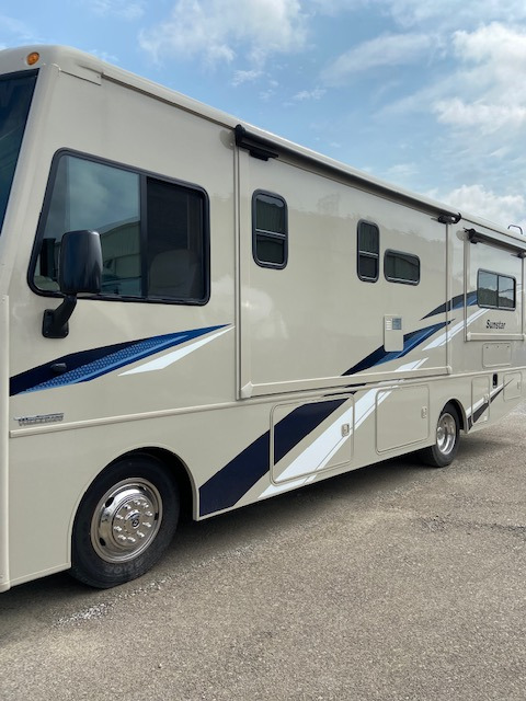 New or Used Winnebago Sunstar RVs for Sale - Camping World RV Sales