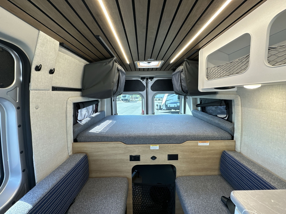 2026 Thor Freedom Elite 17D - Stock #2463400 | Poteau, OK | Camping World