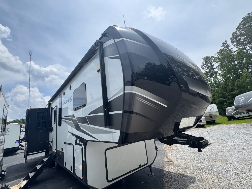 2020 Keystone Avalanche 339GK - Stock #2558980 | Garner, NC | Camping World