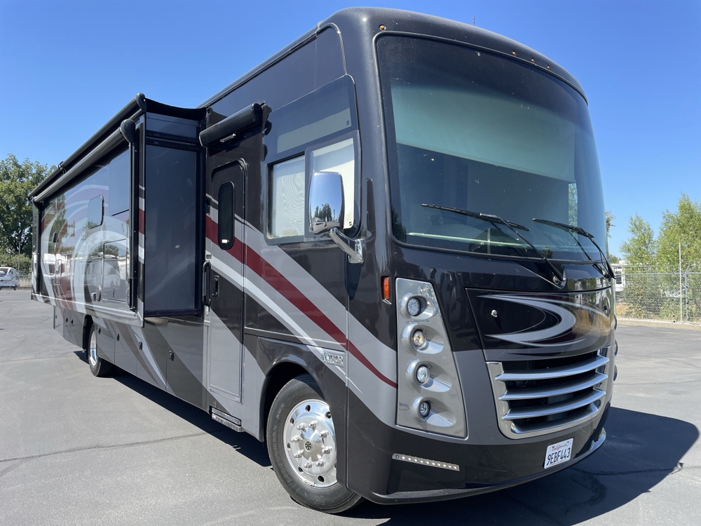 2019 Thor Challenger 37FH - Stock #2519124A | Anderson, CA | Camping World