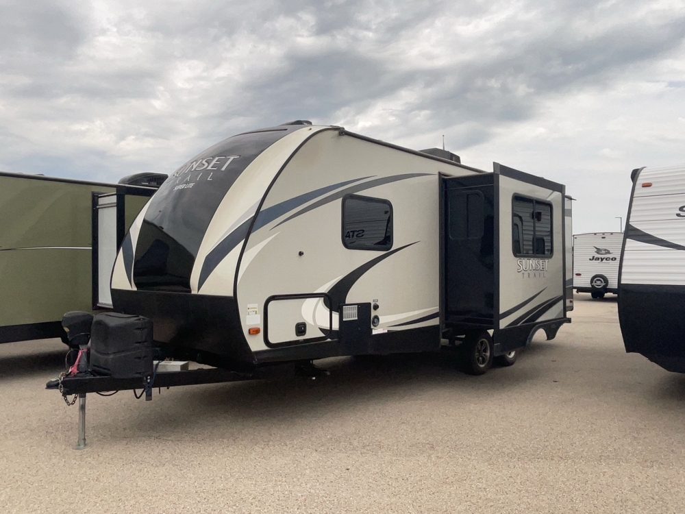 2018 Crossroads Sunset Trail 239BH - Stock #2555063P | Roscoe, IL ...