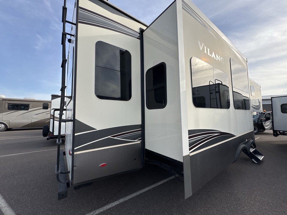 2019 Vanleigh Vilano 370GB - Stock #2524164Z | Oronoco, MN | Camping World