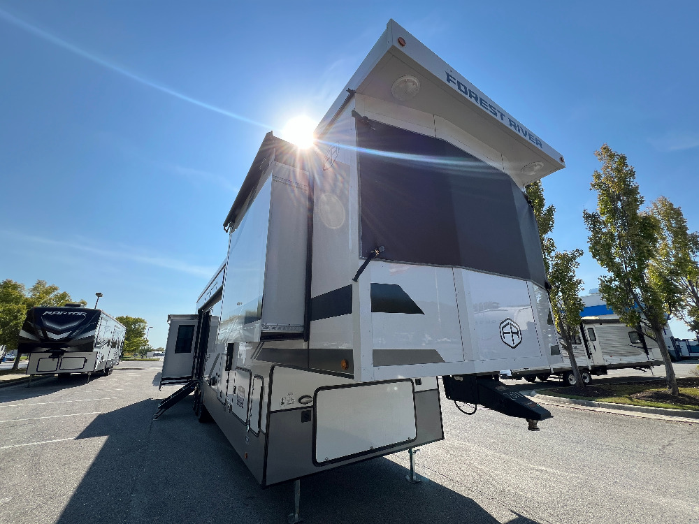 2025 Forest River Salem Hemisphere ROOST43 - Stock #2441587 | Roanoke ...