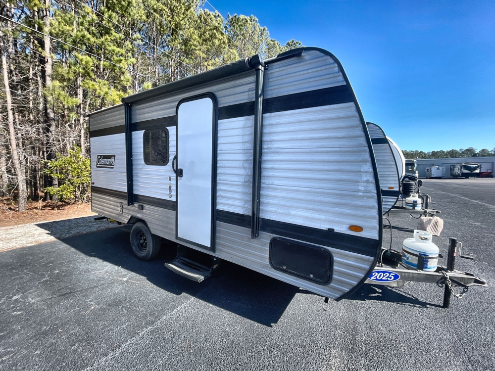 2025 Keystone Coleman 17B - Stock #2324341 | Ridgeland, SC | Camping World