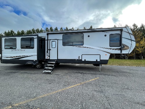 New or Used Keystone Sprinter Limited RVs for Sale - Camping World RV Sales