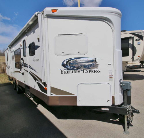 Coachmen Freedom Express RVs for Sale - Camping World RV Sales