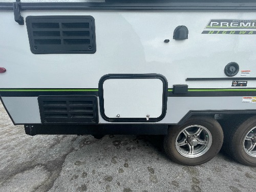 Clearance RV and Campers for Sale | Camping World RVs for Sale