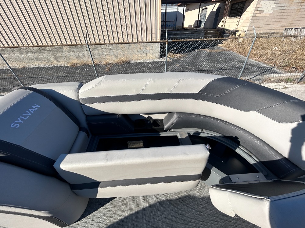 Sylvan L Series L-5 DLZ BAR - Camping World of Springfield MO - 2375012